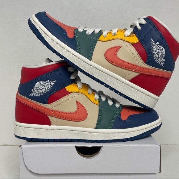 Nike | Shoes | Nike Air Jordan Retro Mid Se Wmns Multicolor 222 Never ...